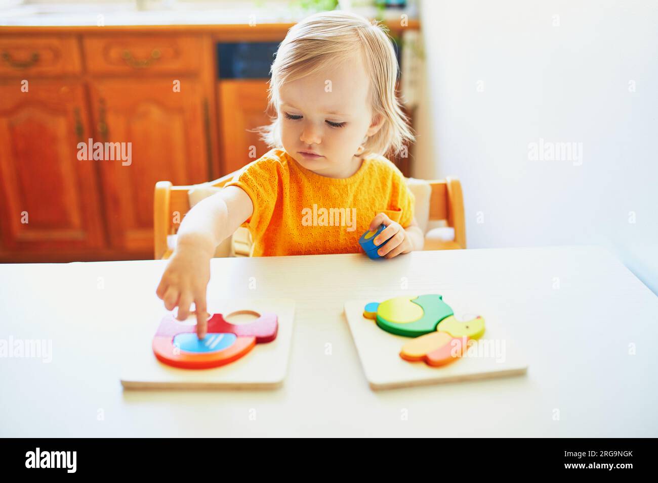 Confused person puzzle hi-res stock photography and images - Alamy