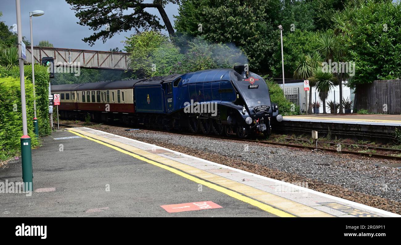 LNER Class A4 Pacific No 60007 'Sir Nigel Gresley' passing through ...
