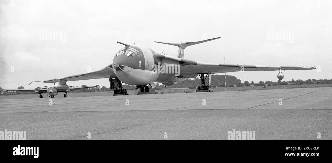 Royal Air Force - Handley Page Victor K.1A 8517M (XA932) at RAF Marham ...