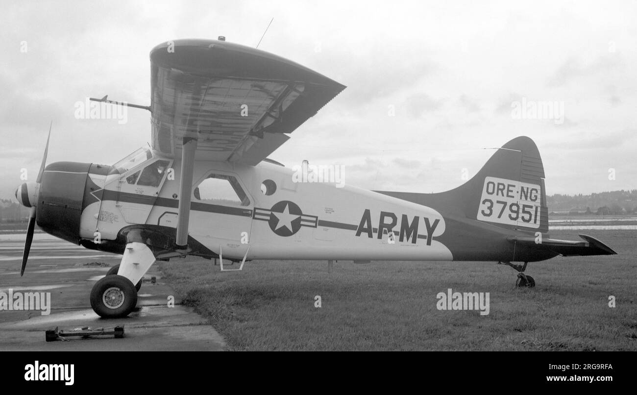 Oregon National Guard - de Havilland Canada L-20A Beaver 53-7951 (msn ...