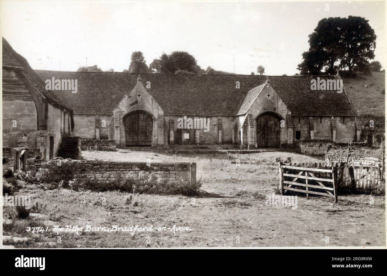 The Old Tithe Barn, Bradford-on-Avon, Wiltshire, England Stock Photo ...