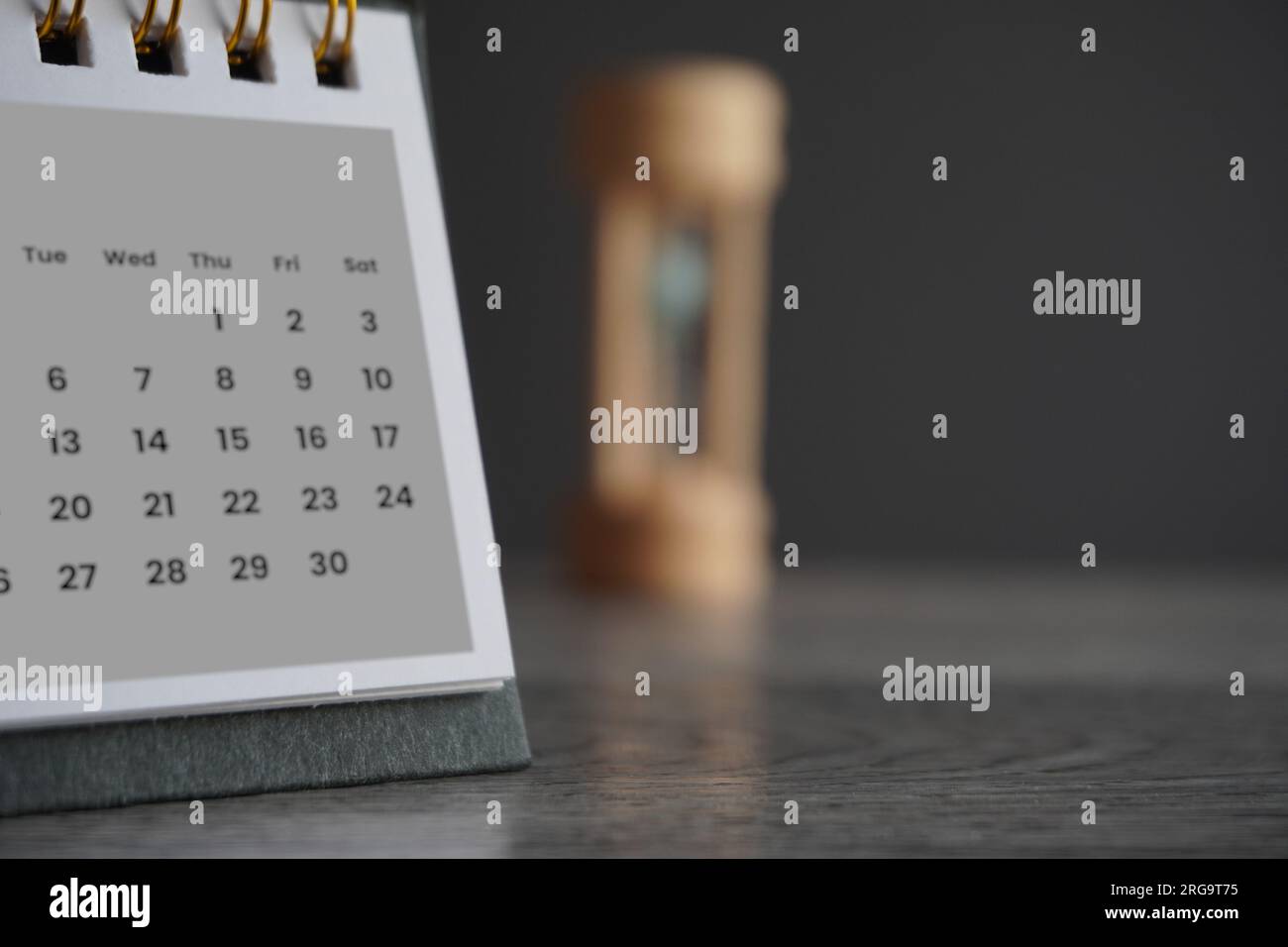 Countdown calendar hi-res stock photography and images - Alamy