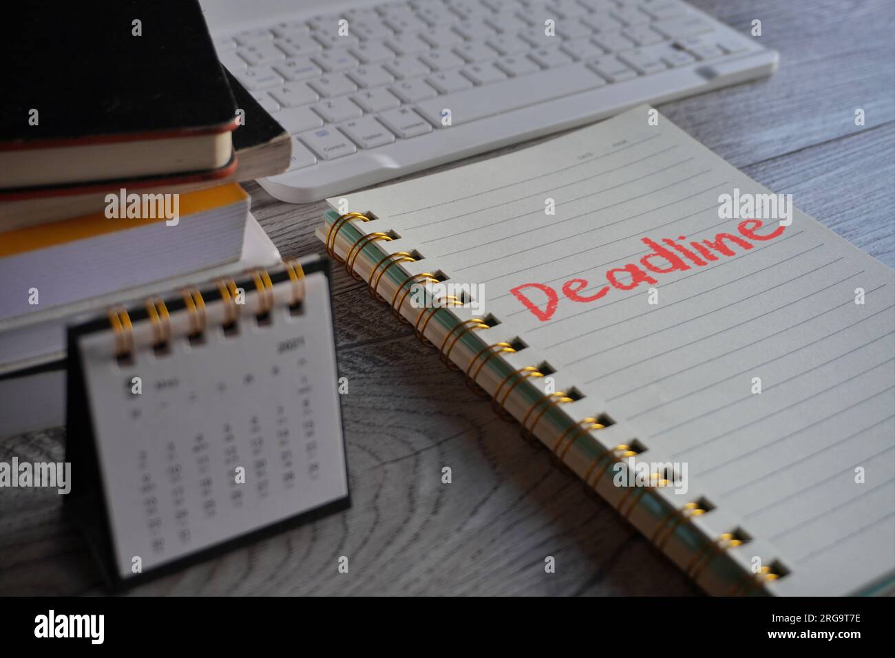 Closeup image of calendar and text DEADLINE on table Stock Photo - Alamy