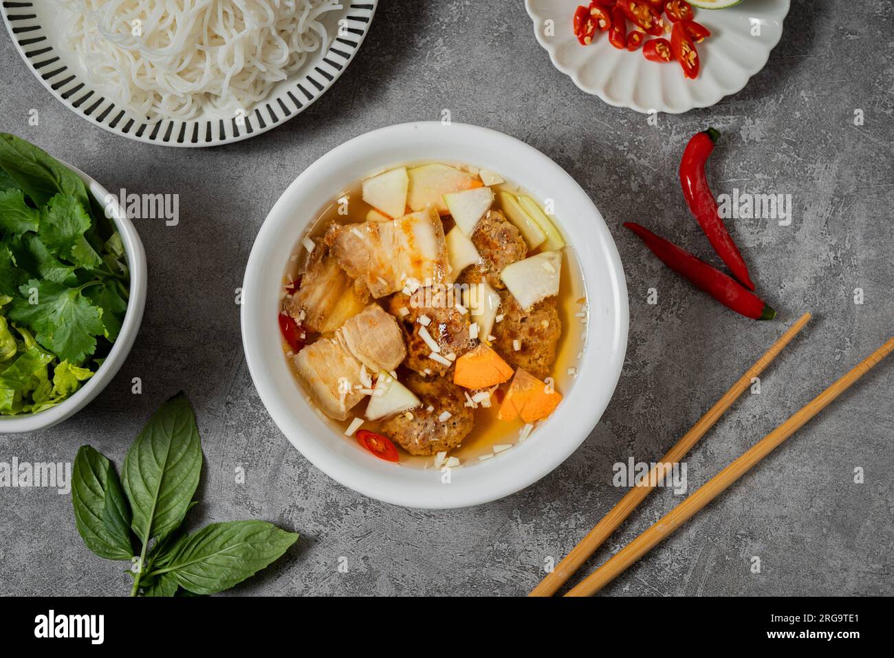 Vietnamese food idea hi-res stock photography and images - Alamy