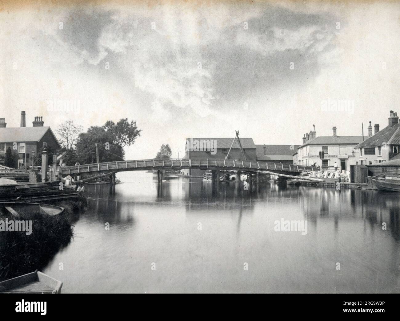 Temporary Bridge - Beccles, Suffolk Stock Photo - Alamy