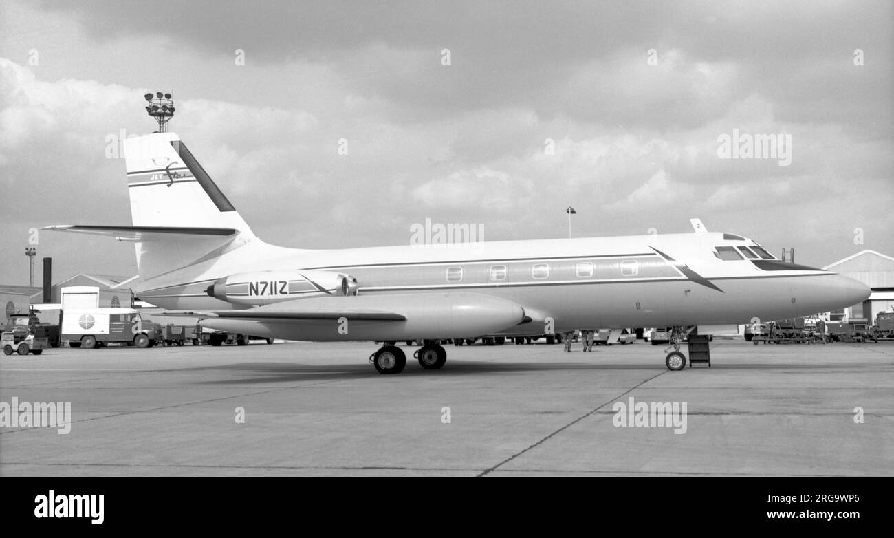 Lockheed JetStar N711Z at London Heathrow Airport Stock Photo - Alamy