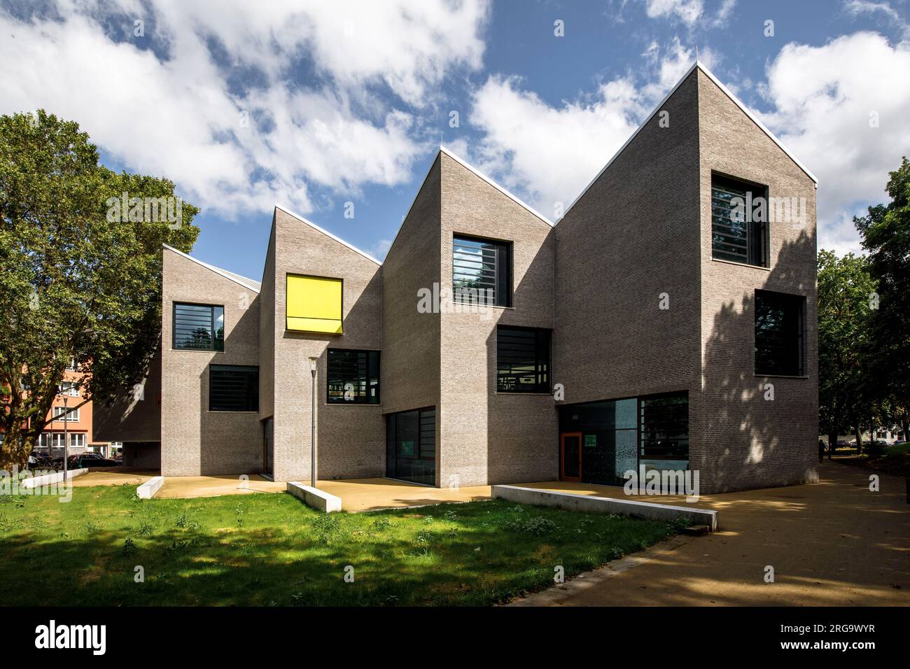 Mensa building hi-res stock photography and images - Alamy