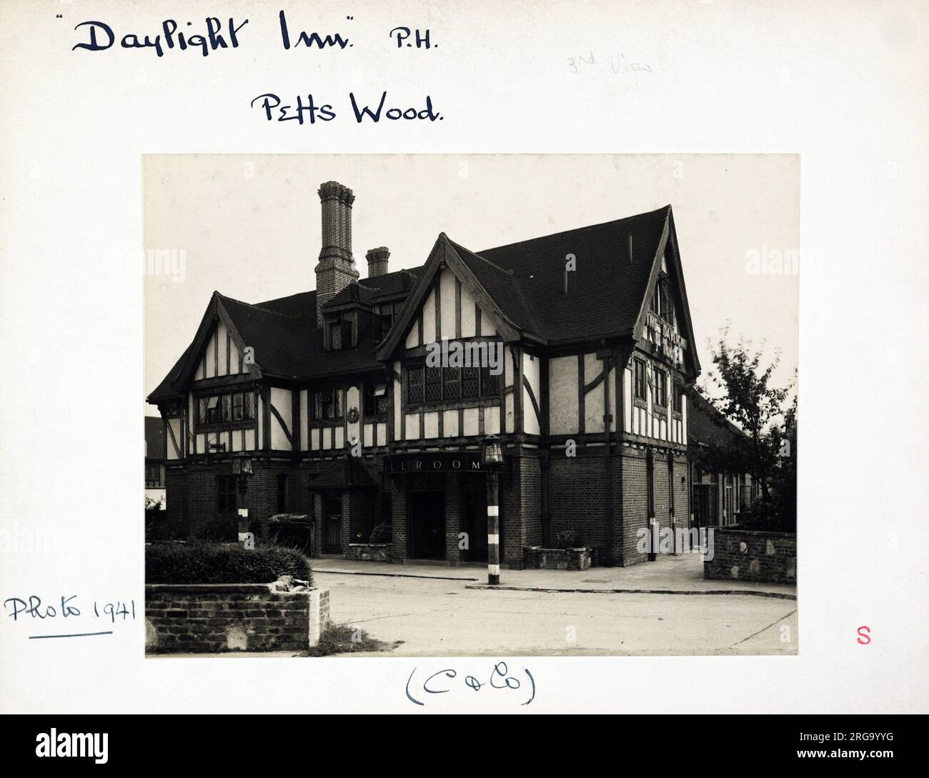 Photograph of Daylight Inn, Petts Wood, Greater London. The main side ...