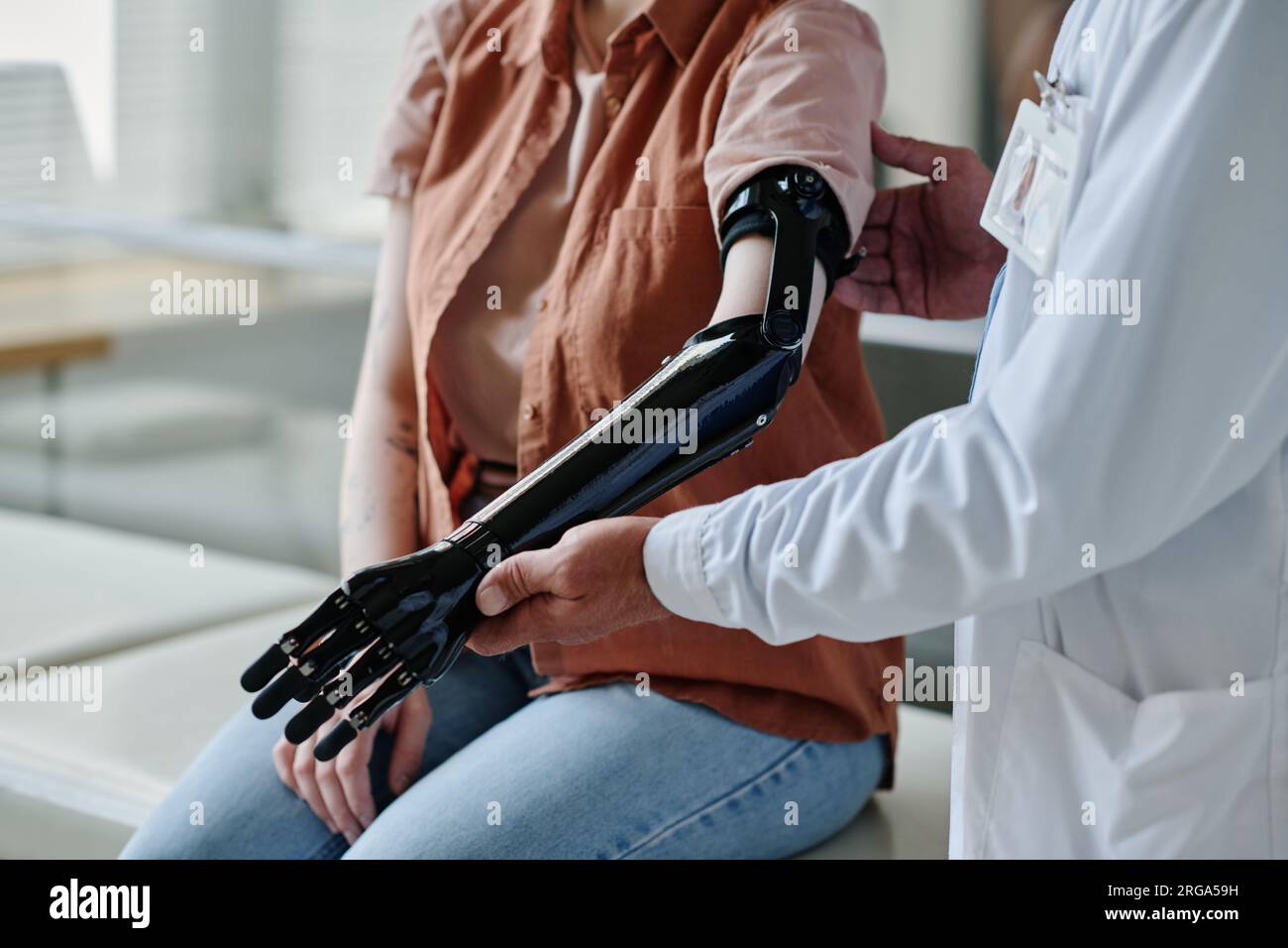 Robotic prosthesis lab hi-res stock photography and images - Alamy