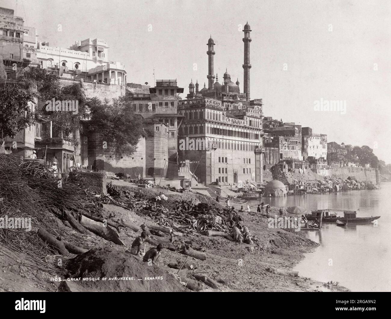 Vintage 19th century photograph, India - Great Mosque of Aurangzeb in ...