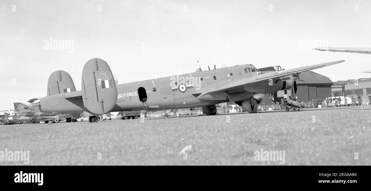 20 1 2 29 1 8 Black and White Stock Photos & Images - Alamy