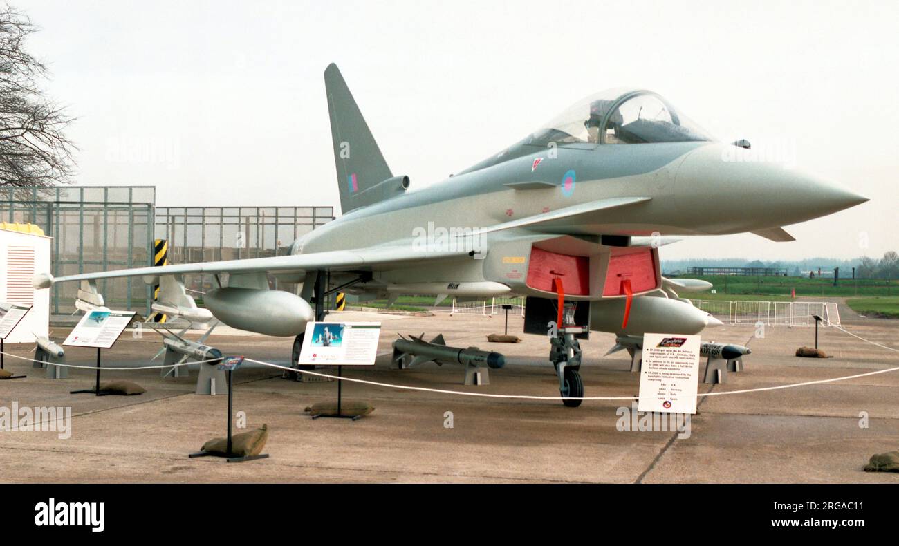 Eurofighter EFA2000 replica 'ZH558' at RAF Marham for an air display ...