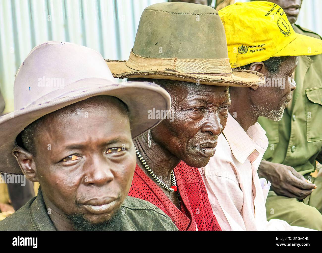 Tribal community meeting hi-res stock photography and images - Alamy