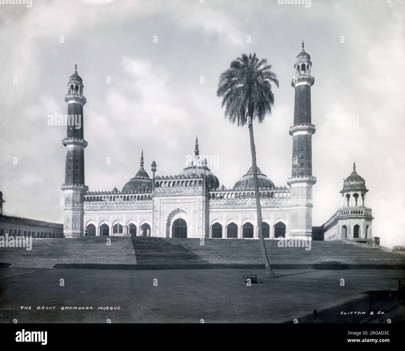 Bara Imambara - Asfi Mosque, Lucknow, India Stock Photo - Alamy