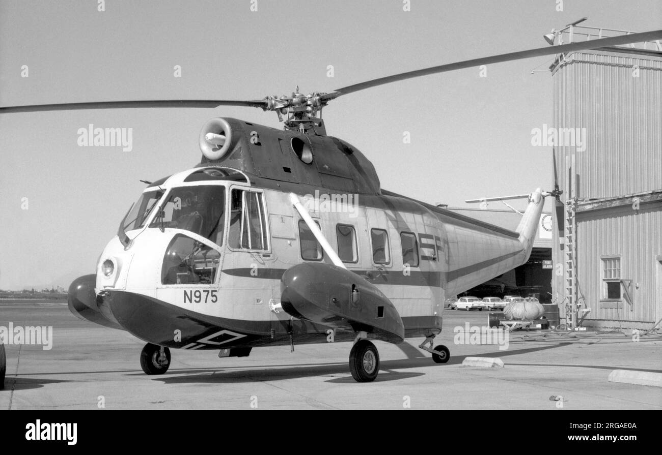 Sikorsky S-62A N975, of San Francisco and Oakland Helicopter Airlines ...