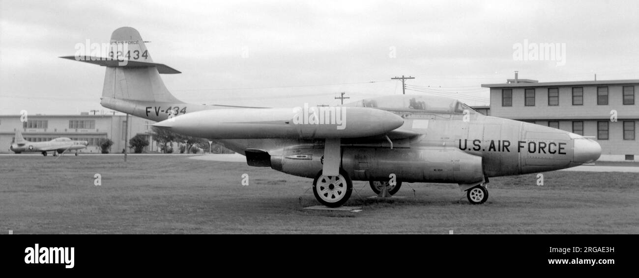Northrop F-89B Scorpion 49-2434 (buzz number FV-434), on display at ...