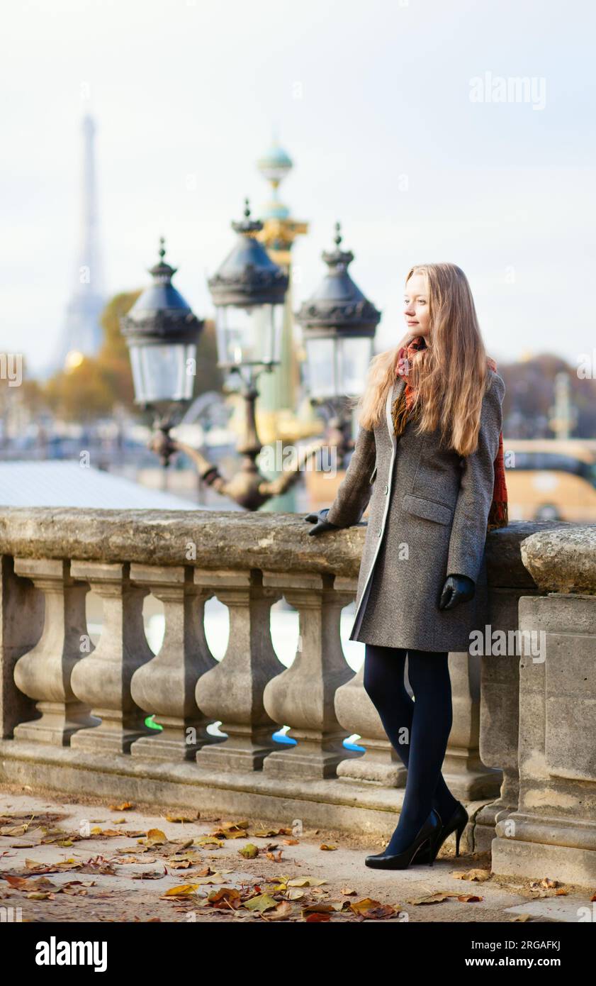 Beautiful young lady in Paris Stock Photo - Alamy