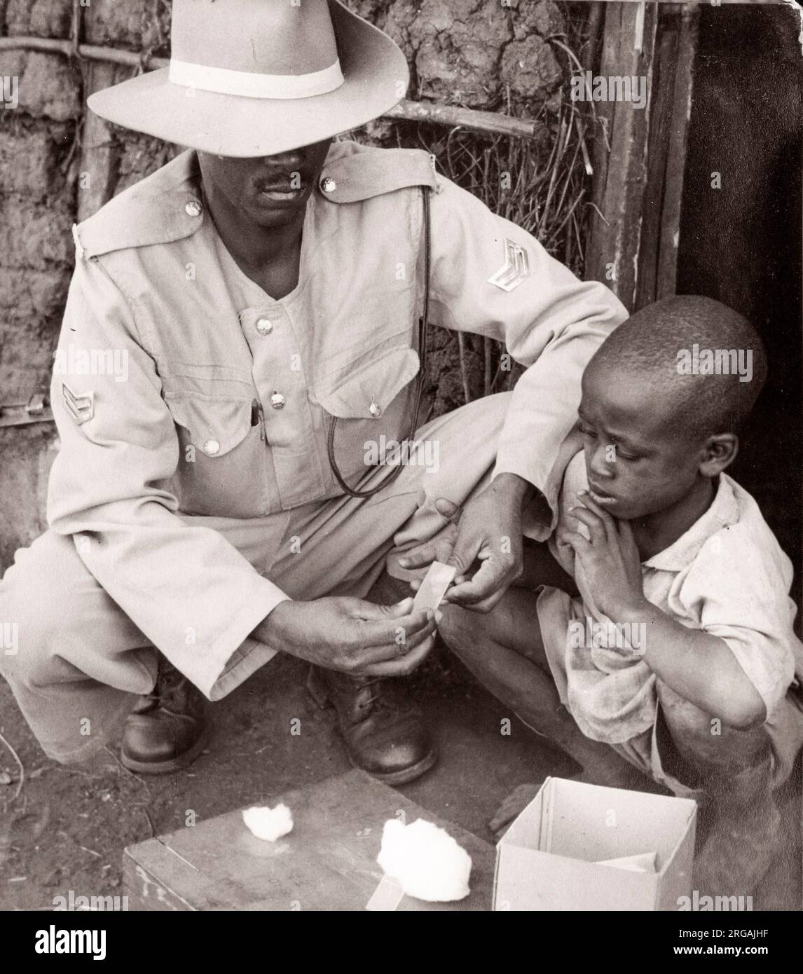 Ww2 medical orderly hi-res stock photography and images - Alamy