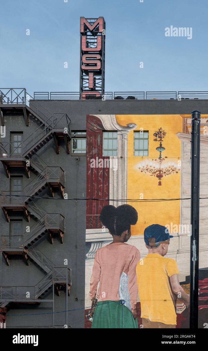 Mural in a building in Detroit Stock Photo - Alamy
