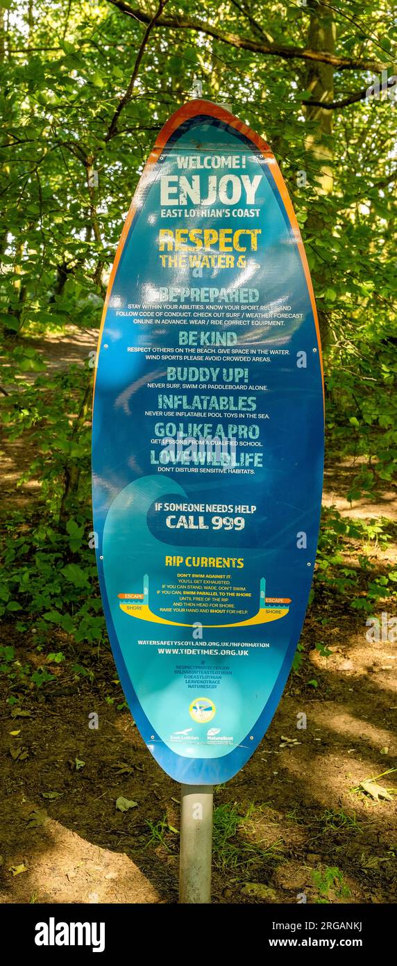 Information Signs at Yellowcraig Beach, Dirleton, East Lothian ...