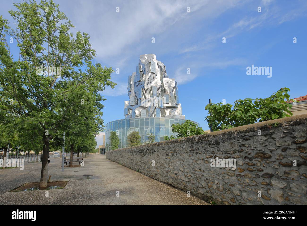 Luma arles tower hi-res stock photography and images - Alamy