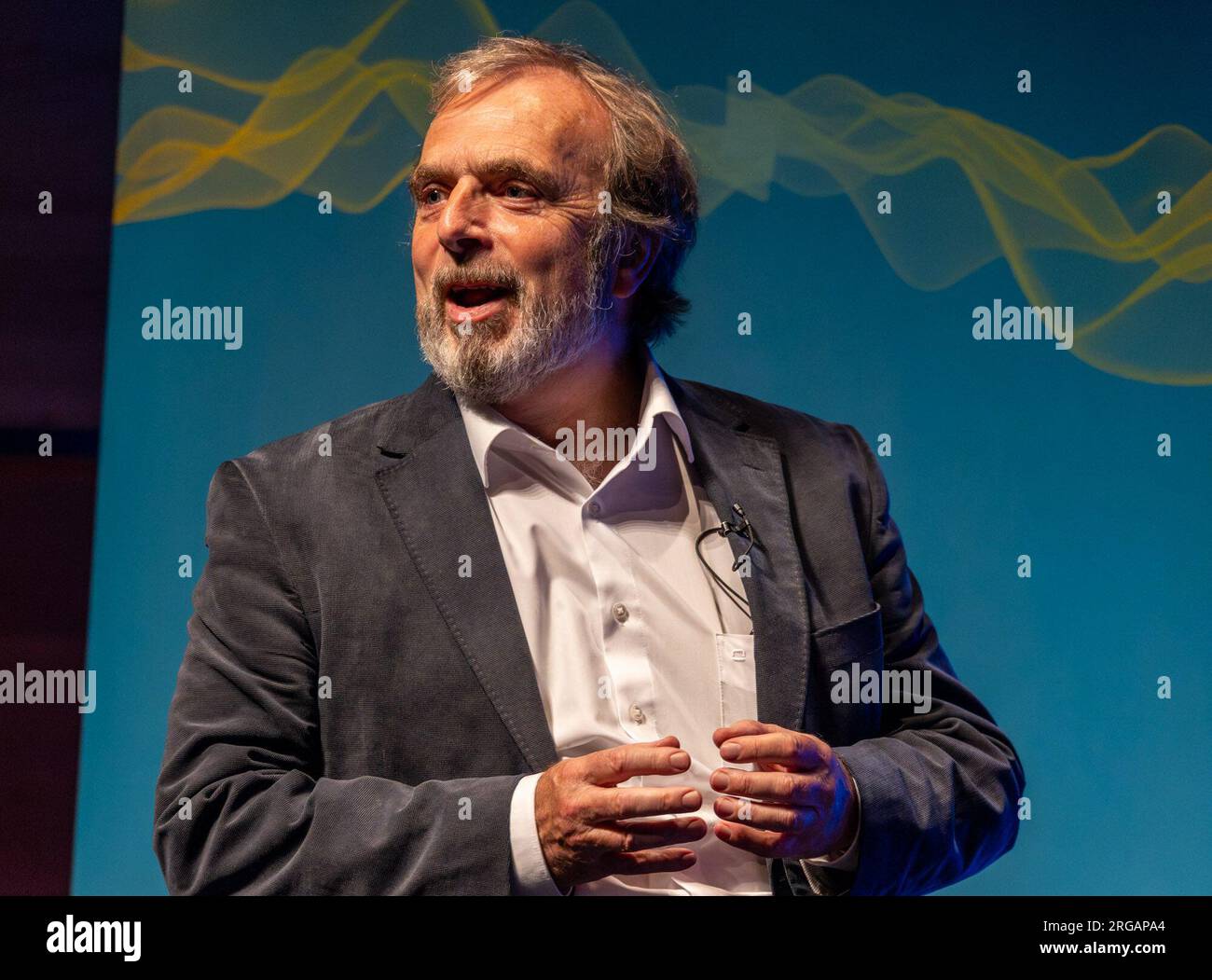 Edinburgh, United Kingdom. 08 August, 2023 Pictured: LBC presenter Iain Dale in conversation ...