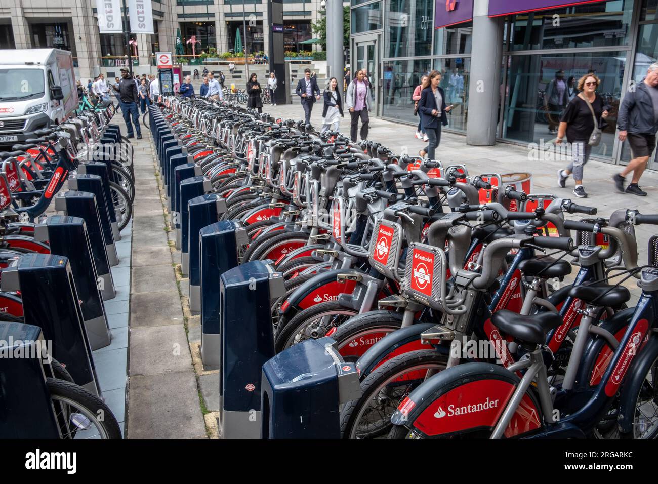 © Jeff Moore London Cycle Hire Scheme Santander Cycles or Boris bikes . Credit for developing ...