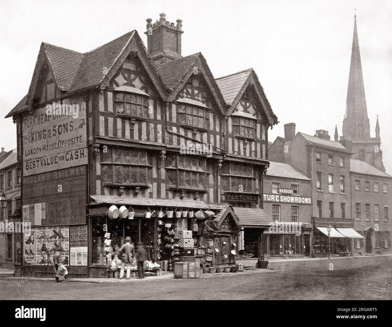 Historic historical retail shopfront hi-res stock photography and ...