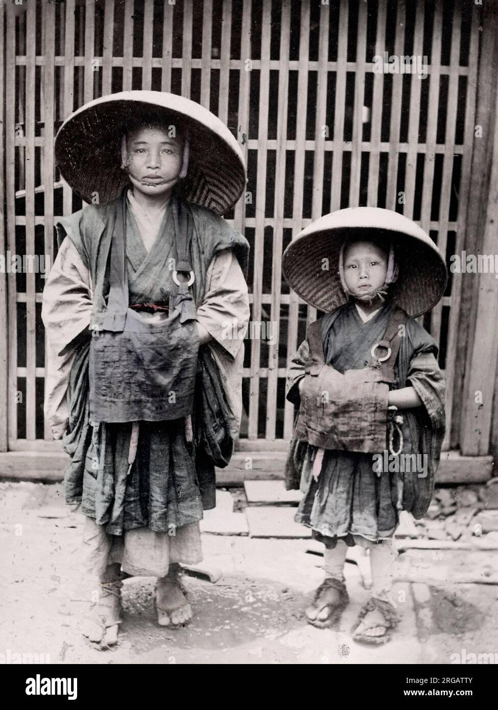 c.1880's Japan - peasant children Stock Photo - Alamy