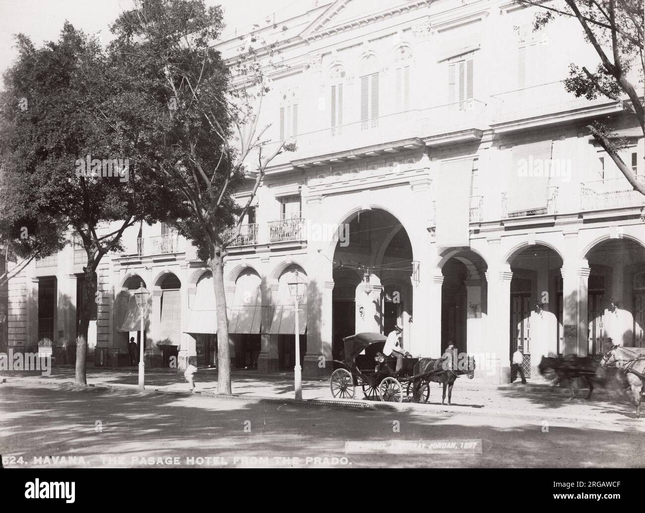 1900 hotel hi-res stock photography and images - Alamy