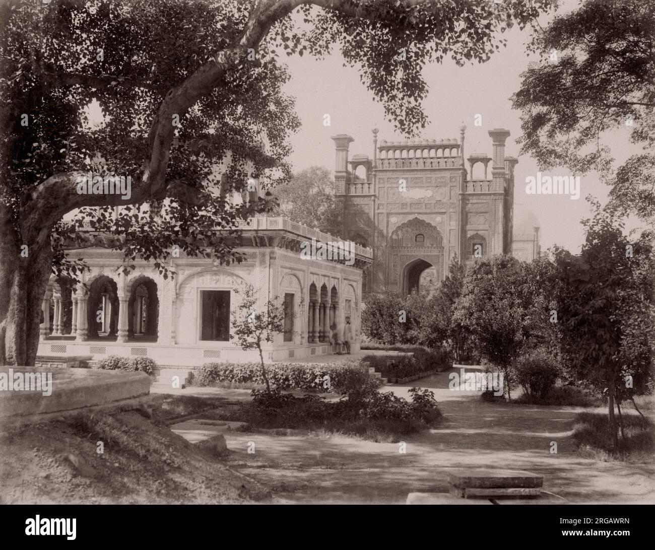19th century vintage photograph - Hazuri Bagh Baradari Lahore, Pakistan ...