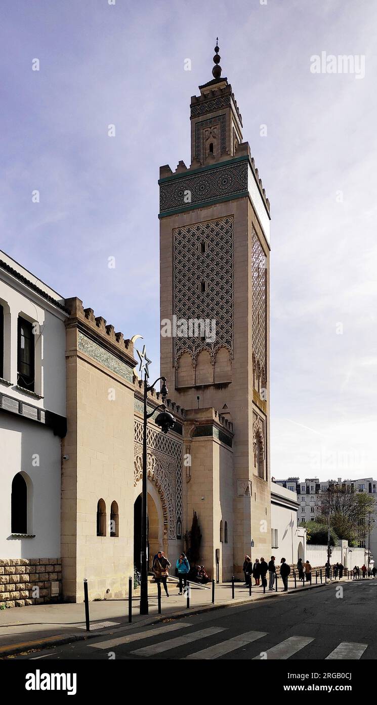 Paris, France - October 23 2018: The Grande Mosquée de Paris (commonly ...