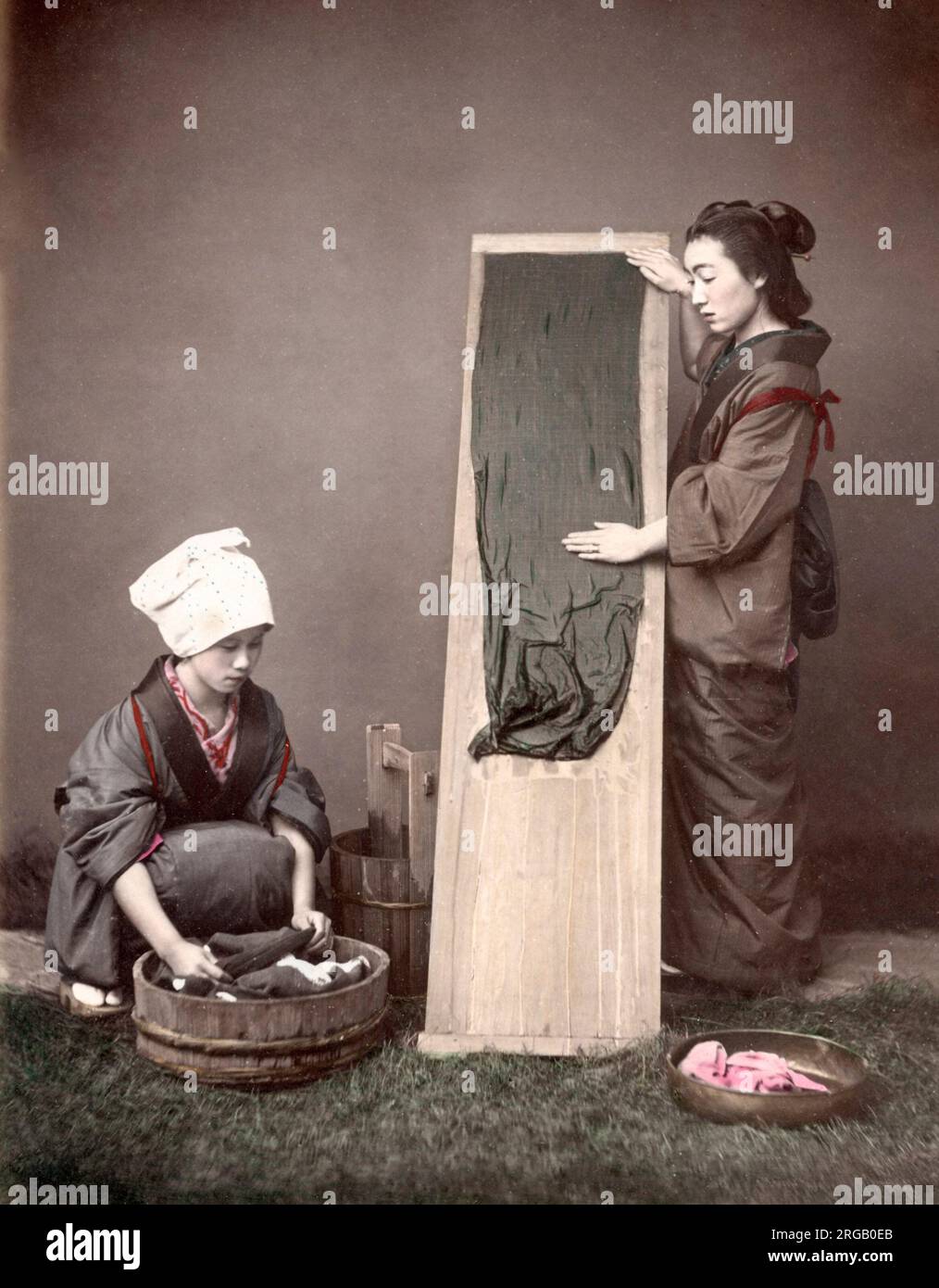 c. 1880s Japan - young women doing laundry Stock Photo - Alamy
