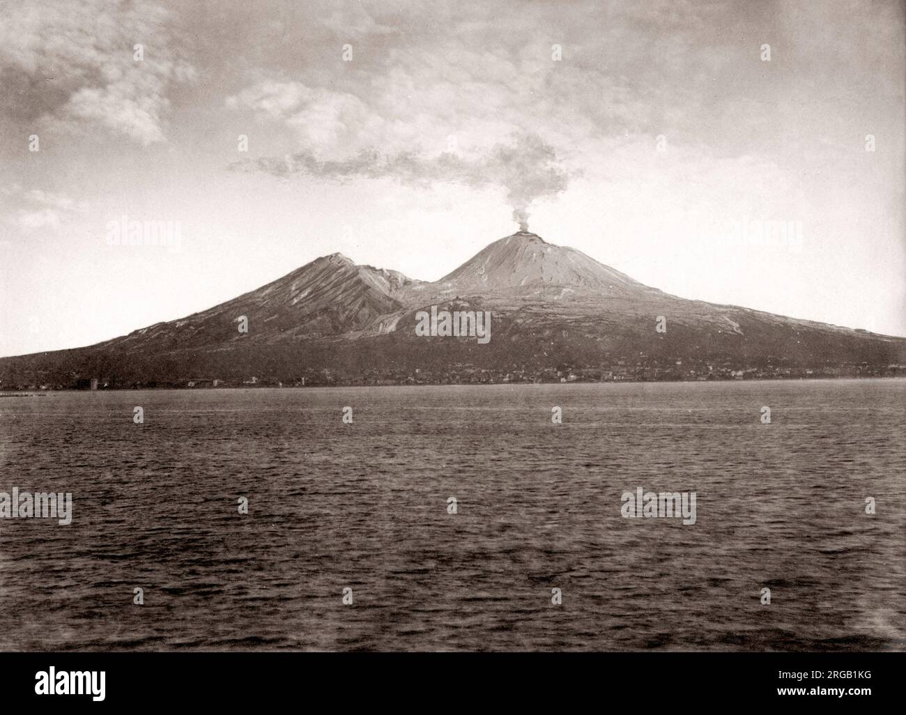 c.1880s Italy - Mount Vesuvius volcano Stock Photo - Alamy