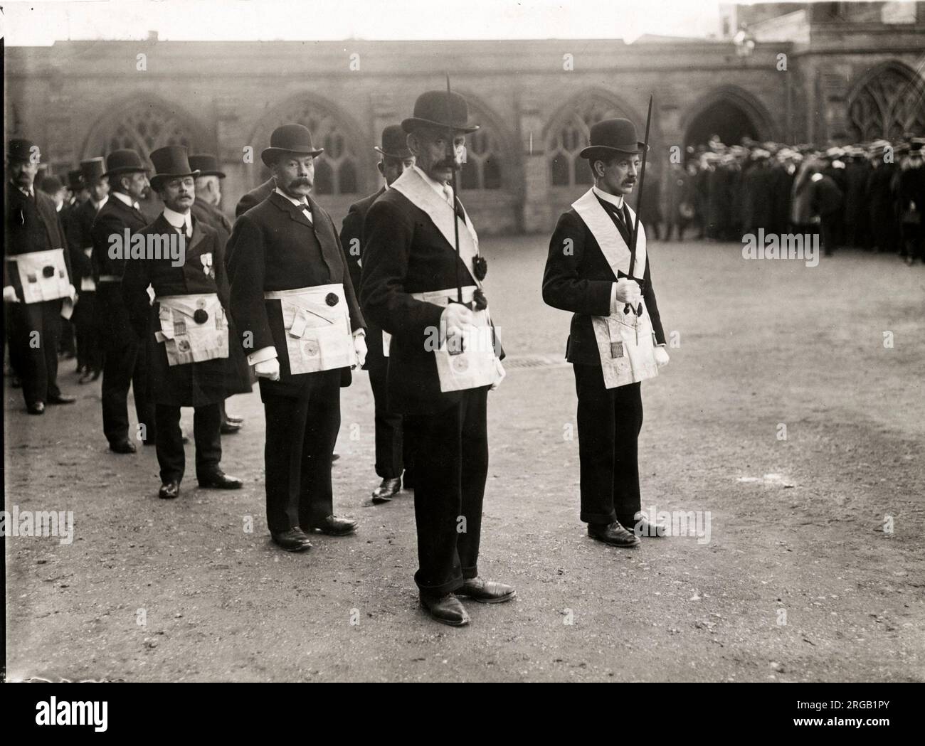 Masonic regalia hi-res stock photography and images - Alamy