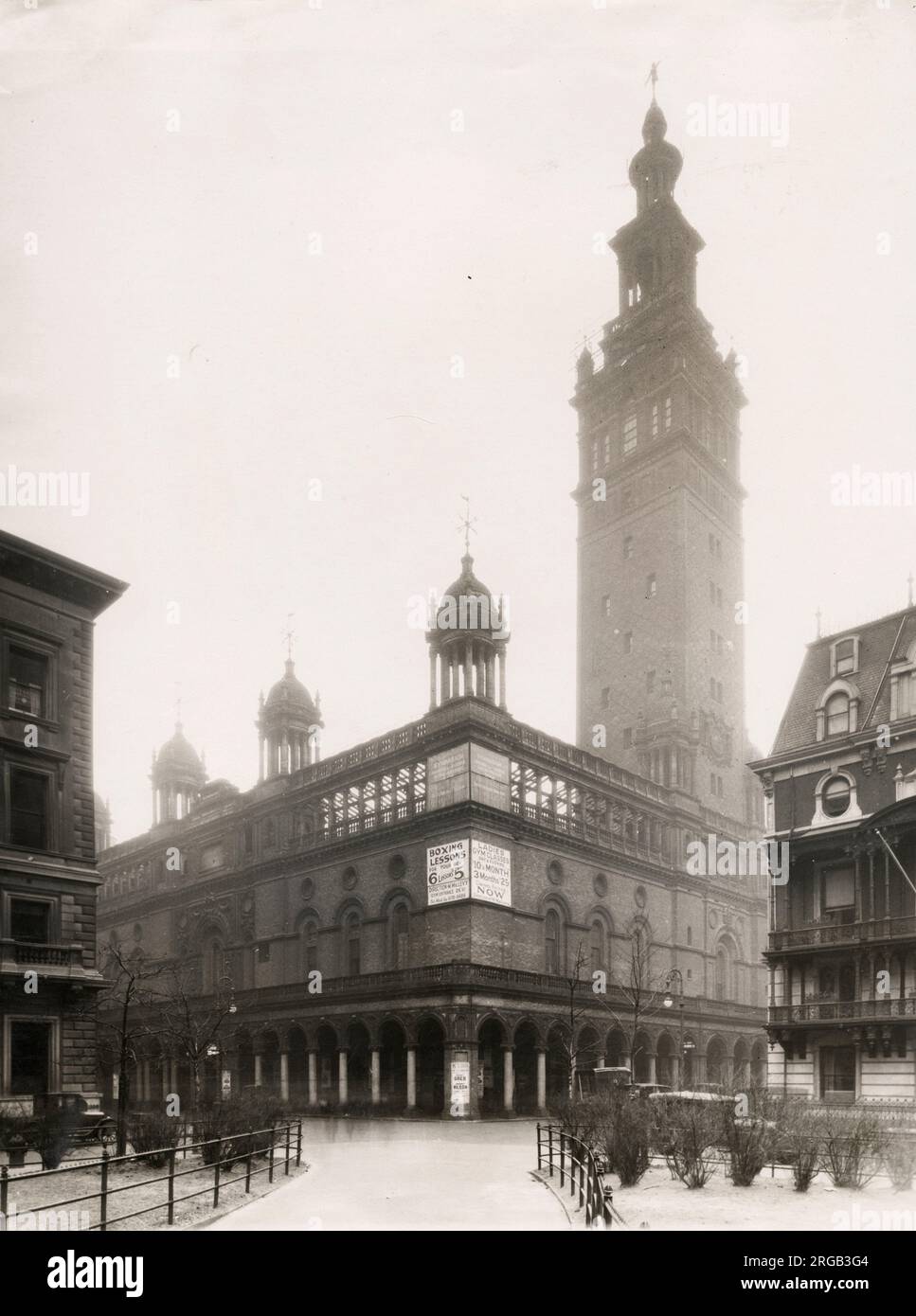 Vintage early 20th century press photograph: Madison Square Garden ...