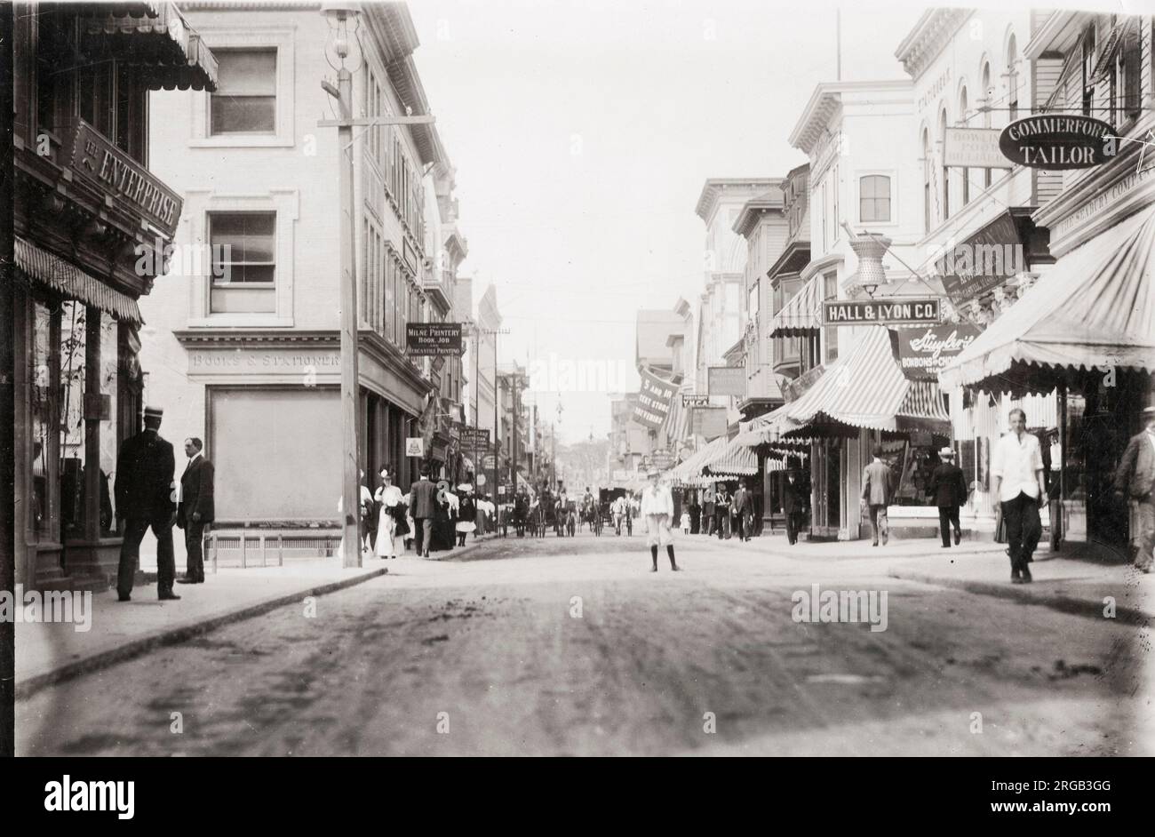 Vintage early 20th century press photograph: Thames Street, Newport ...