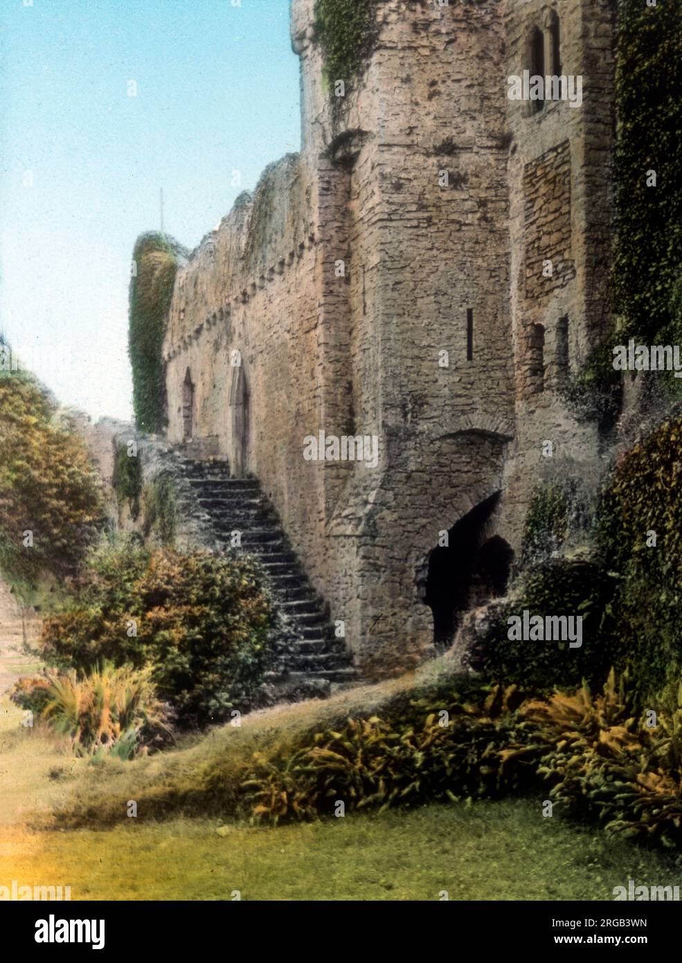Inner courtyard of Manorbier Castle (Castell Maenorbyr) - a Norman ...