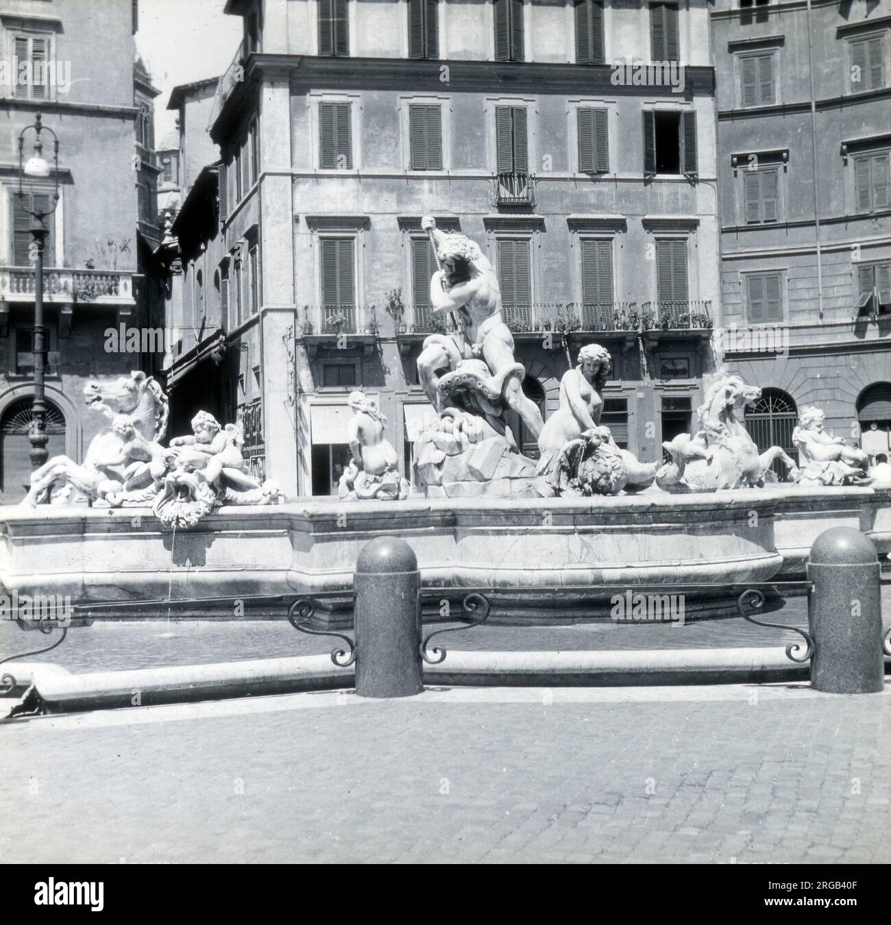 Fontana del Moro by Gianlorenzo Bernini - one of the three fountains in ...