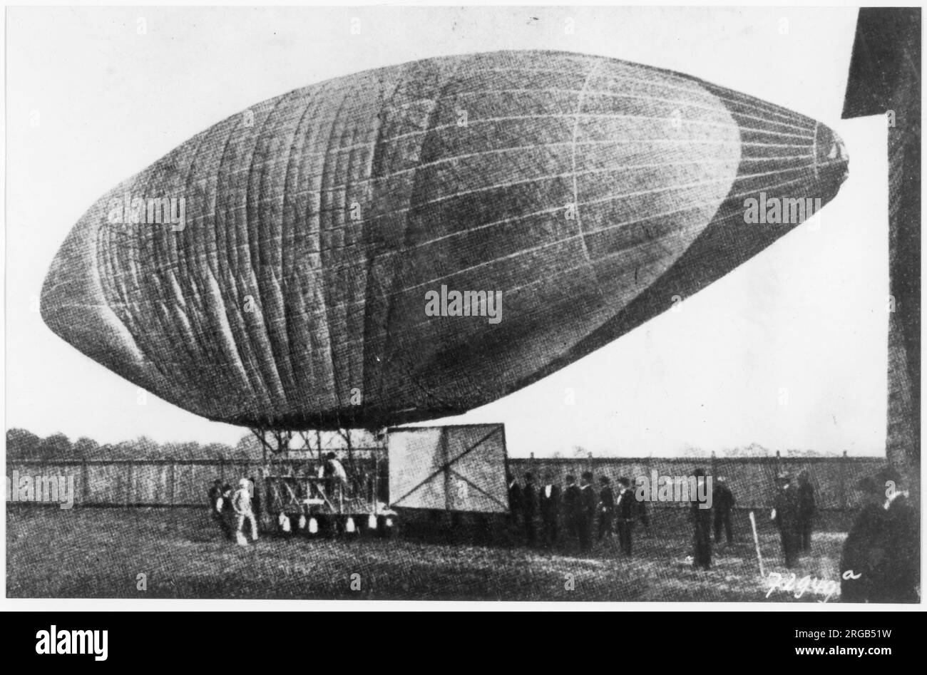 Daimler-engined powered gas balloon Stock Photo - Alamy