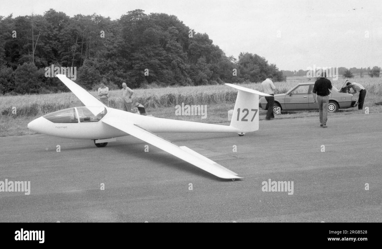 Glasflugel 206 Hornet '127', at a regional gliding competition in the ...
