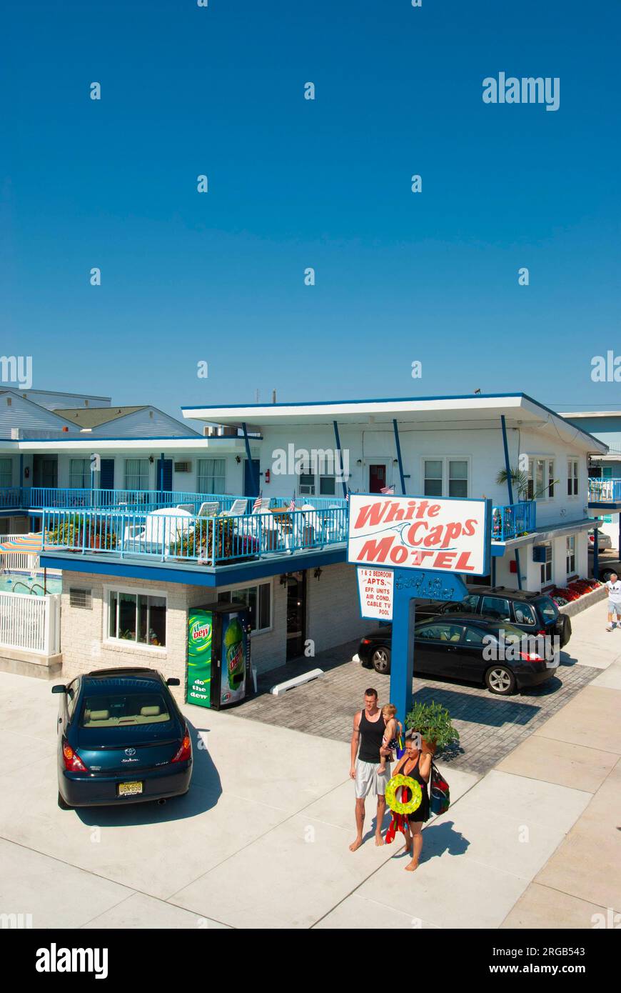 White caps motel sign hi-res stock photography and images - Alamy