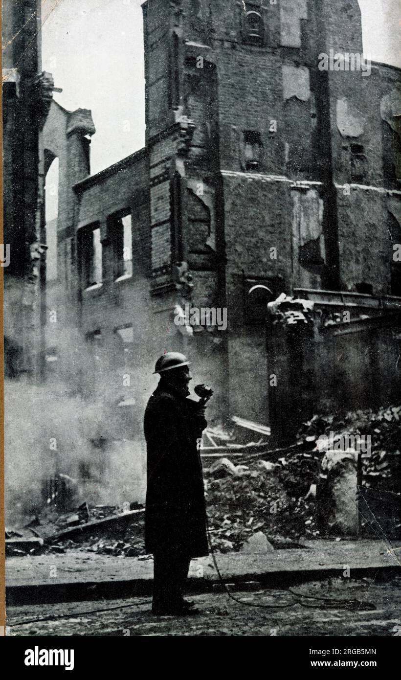 Bombed building ww2 hi-res stock photography and images - Alamy