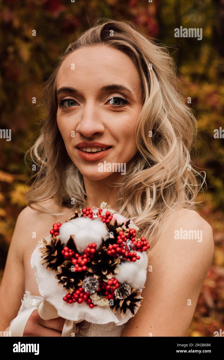 Attractive woman in wedding dress. The Runaway Bride Stock Photo - Alamy