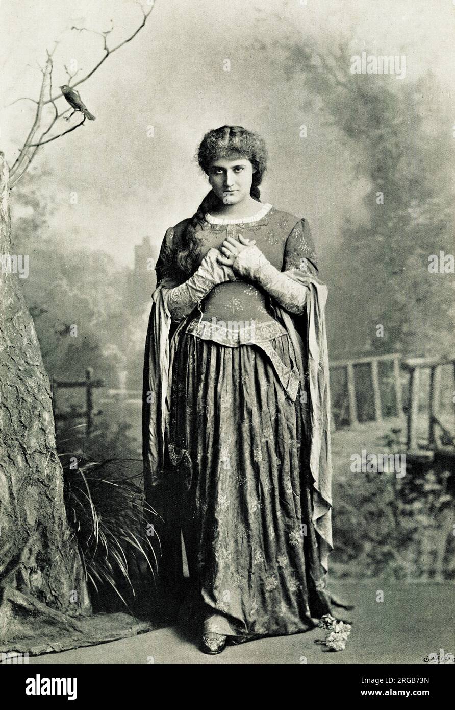 Lily Hanbury as Shakespeare's Juliet Stock Photo - Alamy