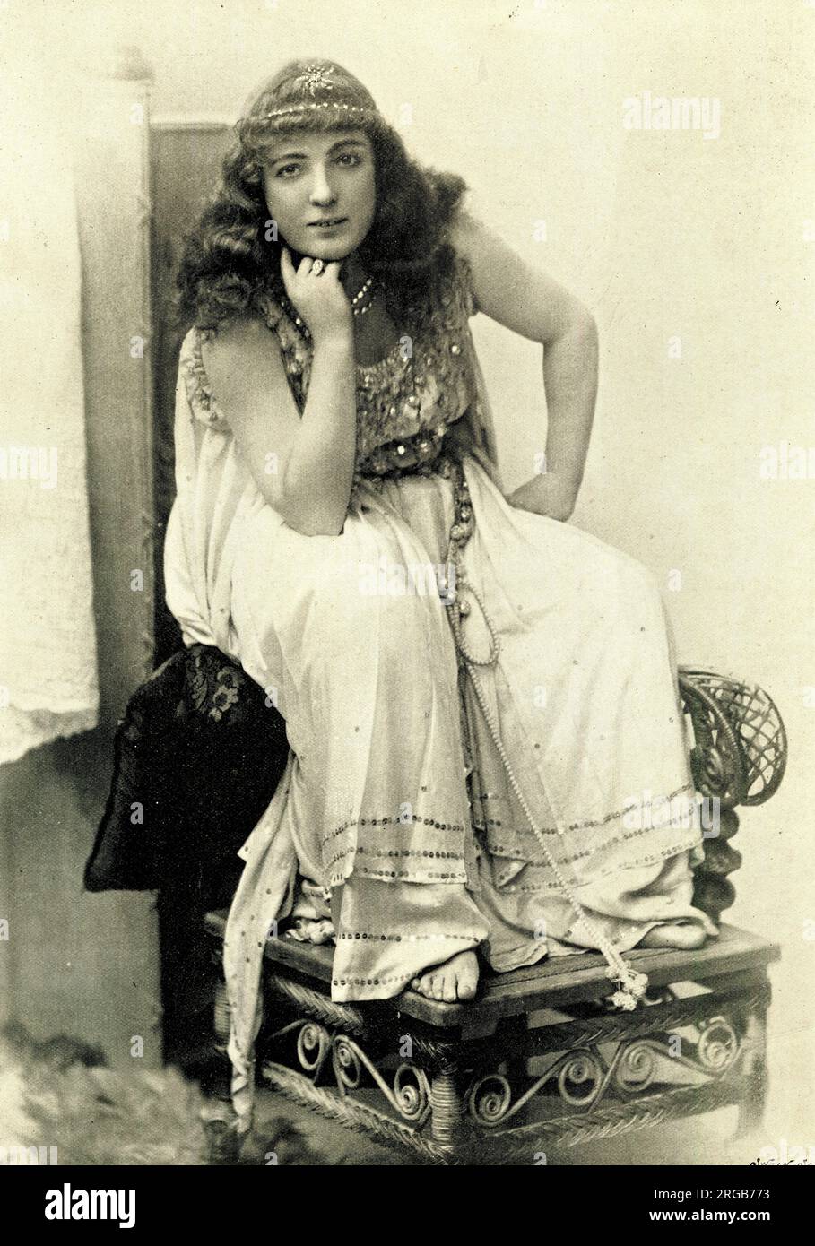 Marie Lloyd, English music hall singer, comedian and actress, as Tricky ...