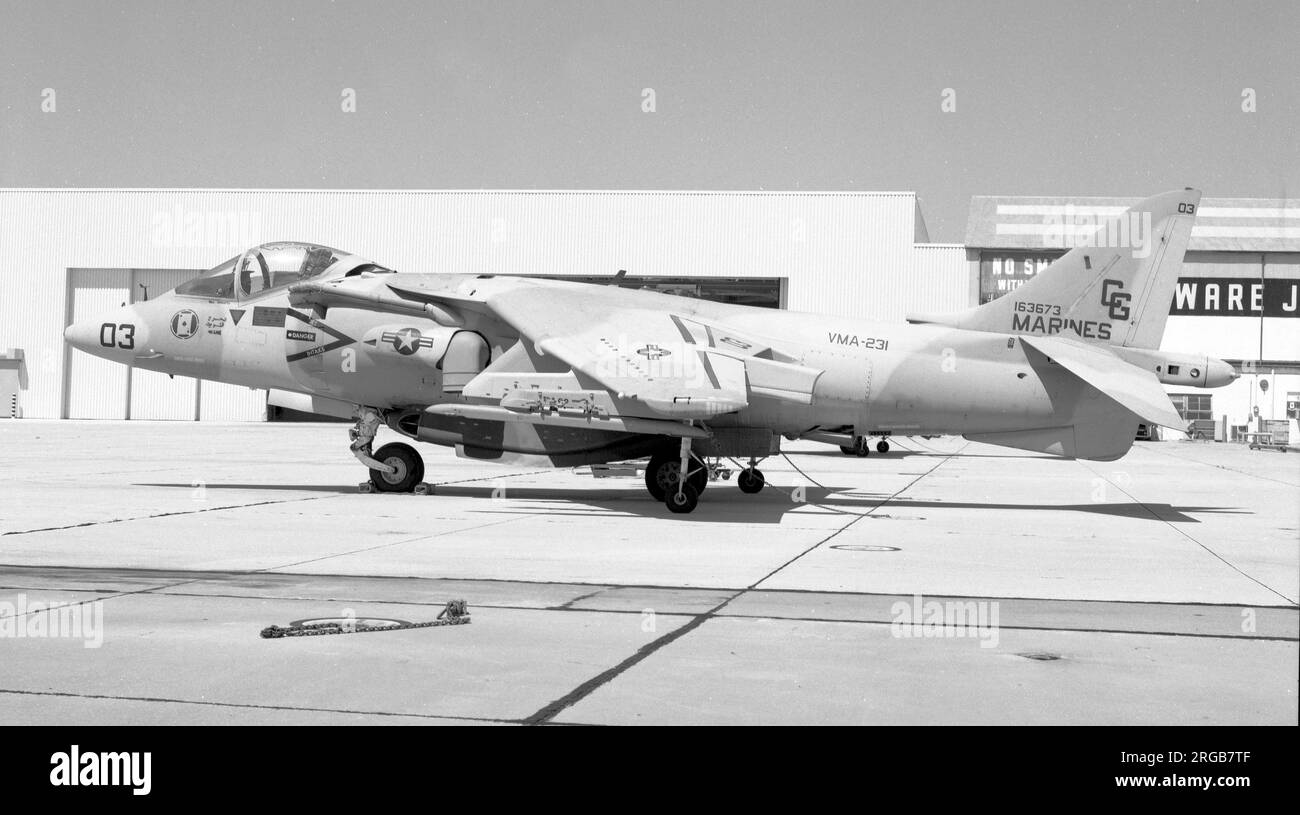 Vma 231 hi-res stock photography and images - Alamy