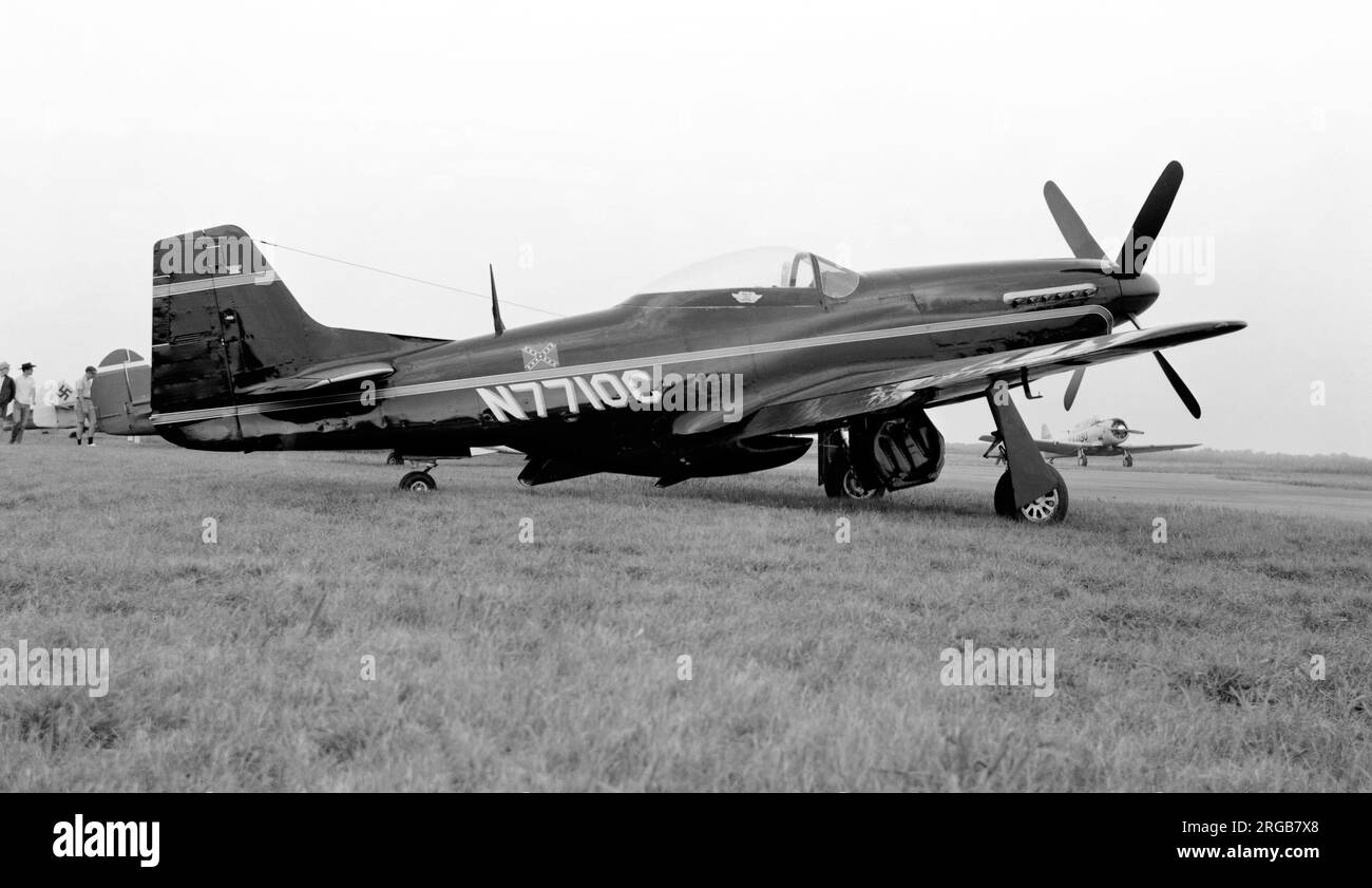 P 51d 20 na hi-res stock photography and images - Alamy