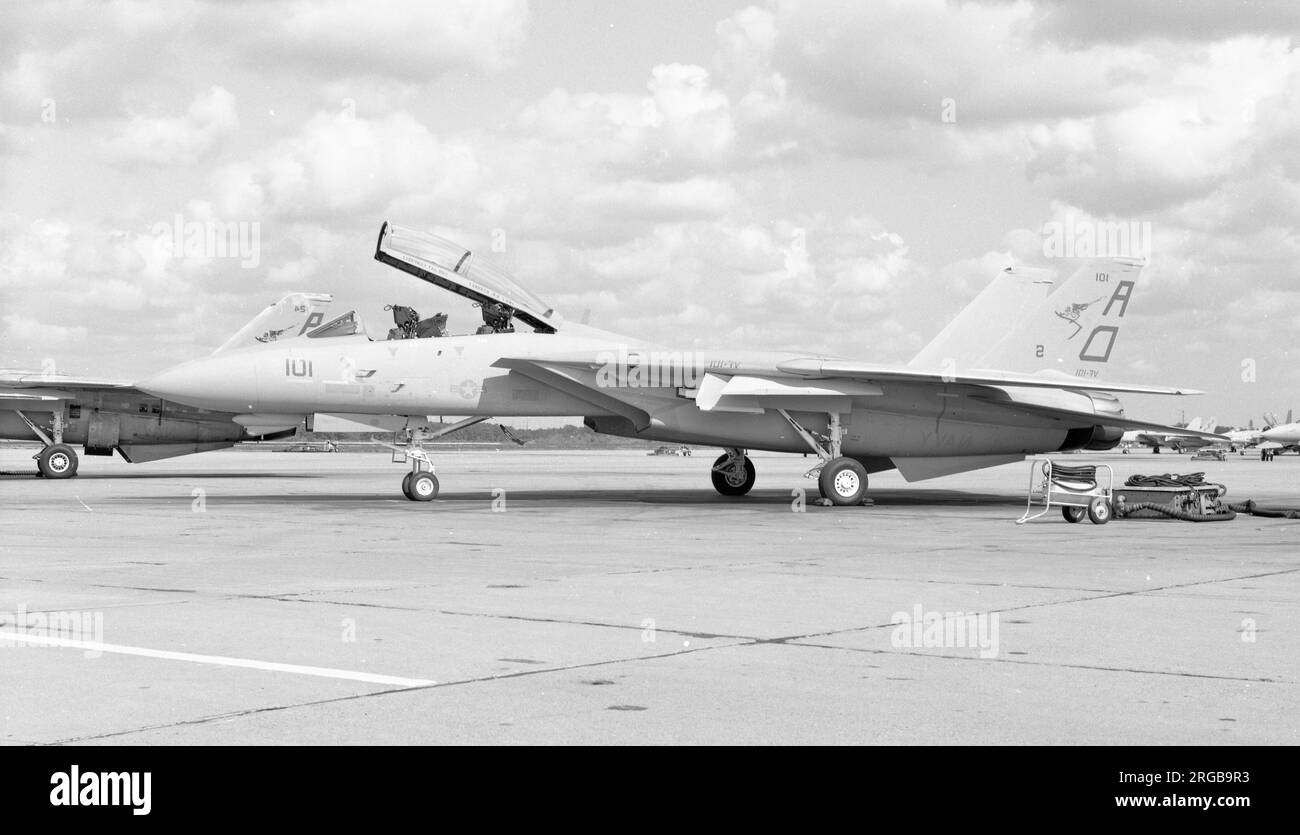 United States Navy - Grumman F-14A+ Tomcat 162915 (msn , base code 'AD ...