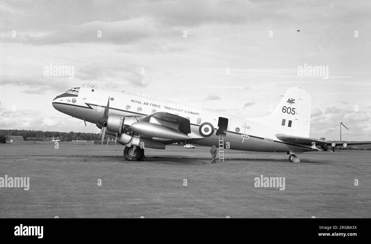 No 24 squadron hi-res stock photography and images - Alamy